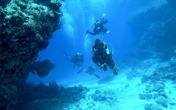 Scuba diving in 7 Greek islands | Let's Ferry