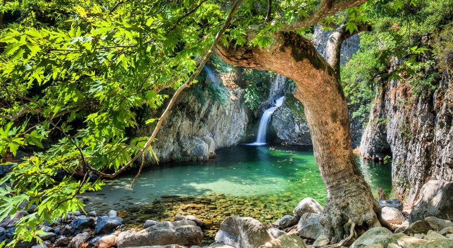 Travel guide and ferries to Samothraki | Let's Ferry