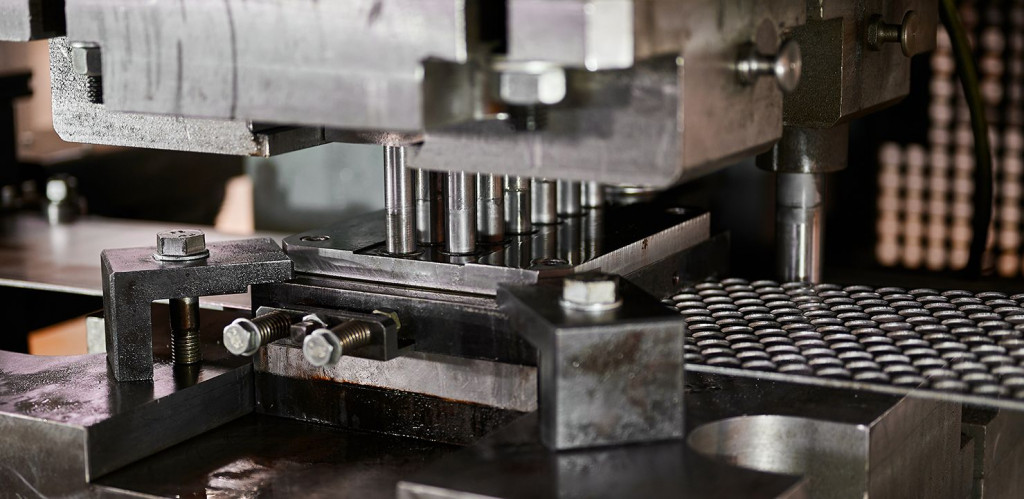 Custom metal stamping and pressing │ National Industries