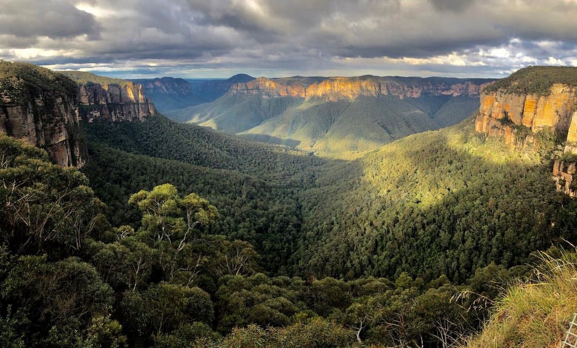 Blue Mountains Eco Flight Tour | Sydney HeliTours