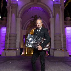 Alain Bertoni - DJ | Linkaband