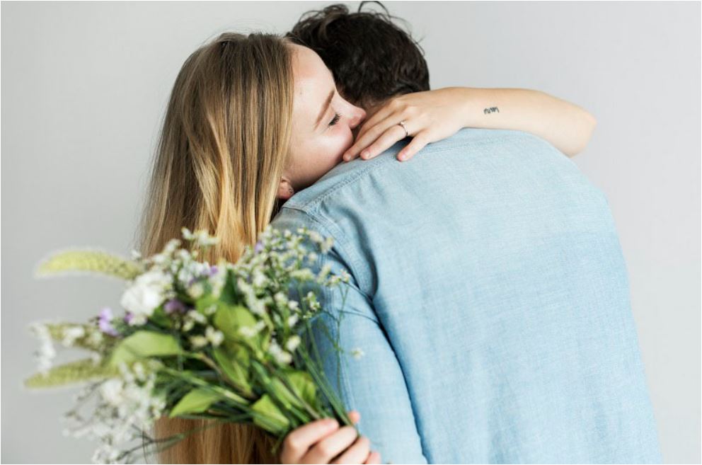 How To Be Romantic: 50 Ways to Woo Your Partner – Loveable