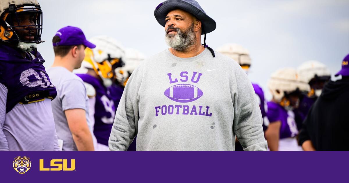 Mic’d Up – Defensive Line Coach Bo Davis – LSU