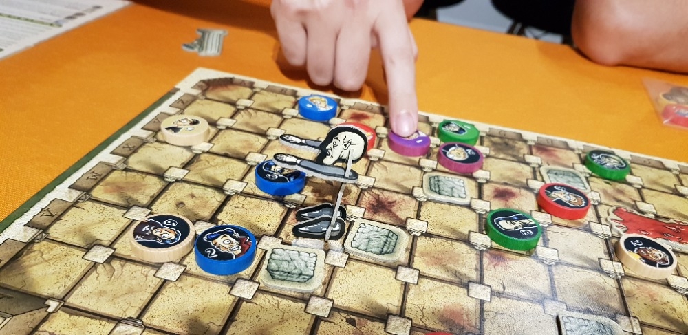 Fearsome Floors | Imagem | Fujam!!