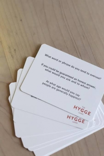 The Hygge Game - Cozy Conversation In Pleasant Company | Imagem | Conteúdo