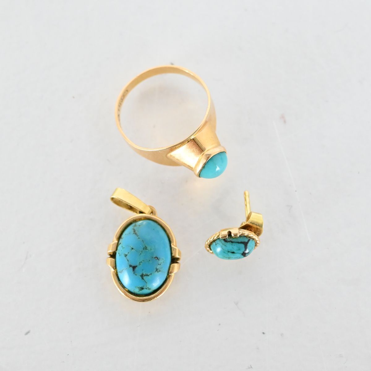 Ring, Hänge, Örhänge med turkoser, Guld, 18 K (118995) — Luleå Auktionsverk