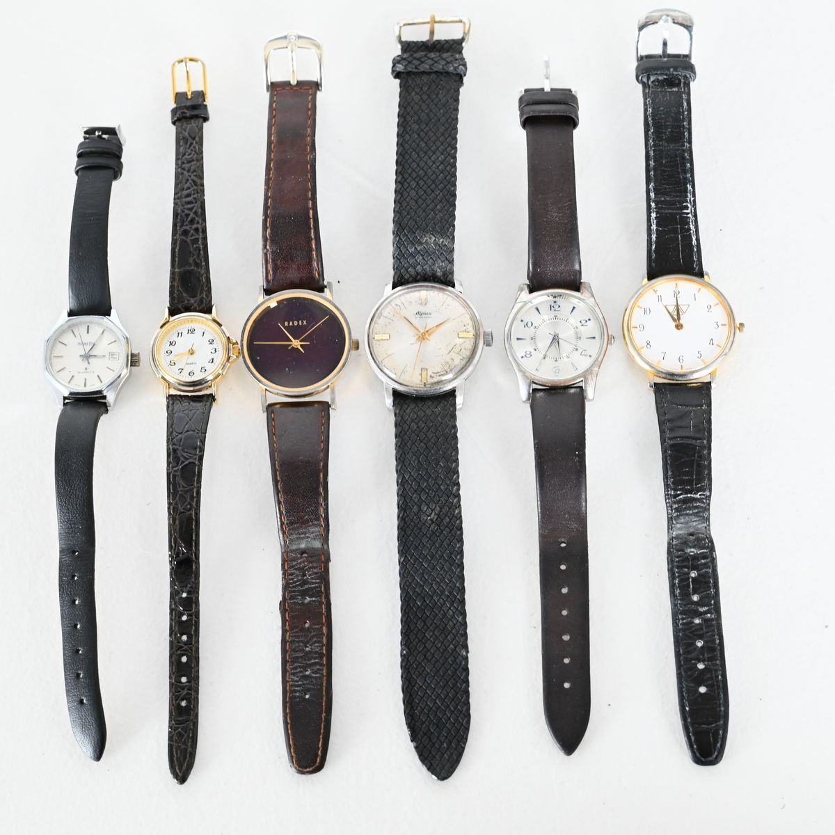 Parti armbandsur, dam, herr (115055) — Luleå Auktionsverk