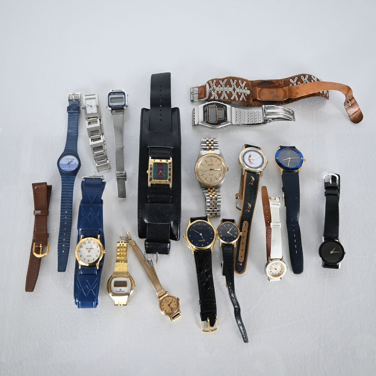 Parti armbandsur, dam, herr (101630) — Luleå Auktionsverk