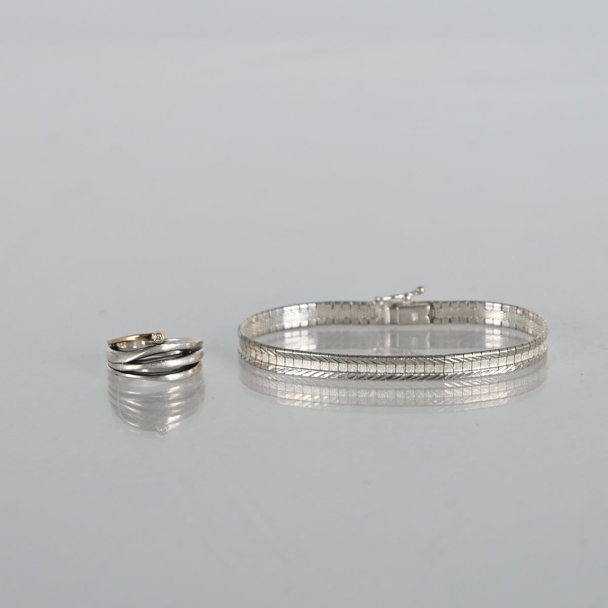 Armband, ring, silver (100939) — Luleå Auktionsverk