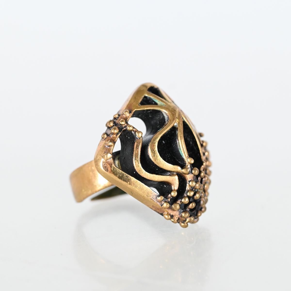 Ring, brons, Made in Finland (114924) — Luleå Auktionsverk