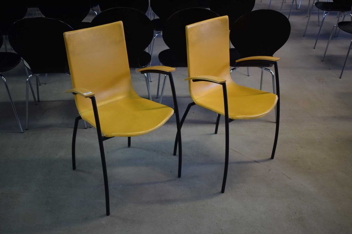 2 karmstolar Kinnarp (12333) — Luleå Auktionsverk