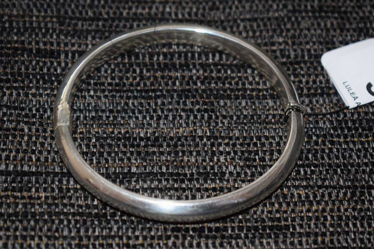 Armring silver 925 (12646) — Luleå Auktionsverk