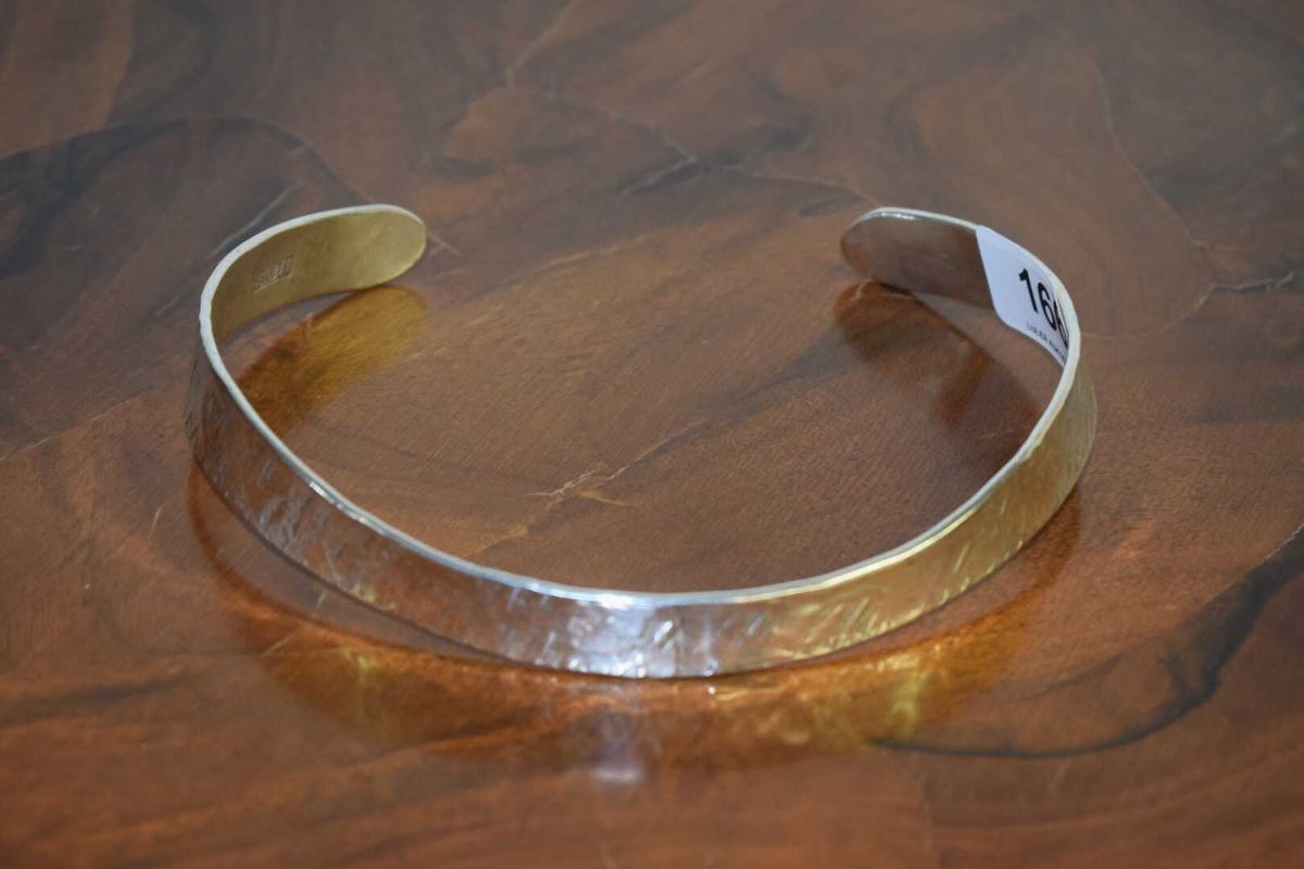 Halsring silver J Hull Denmark (14368) — Luleå Auktionsverk