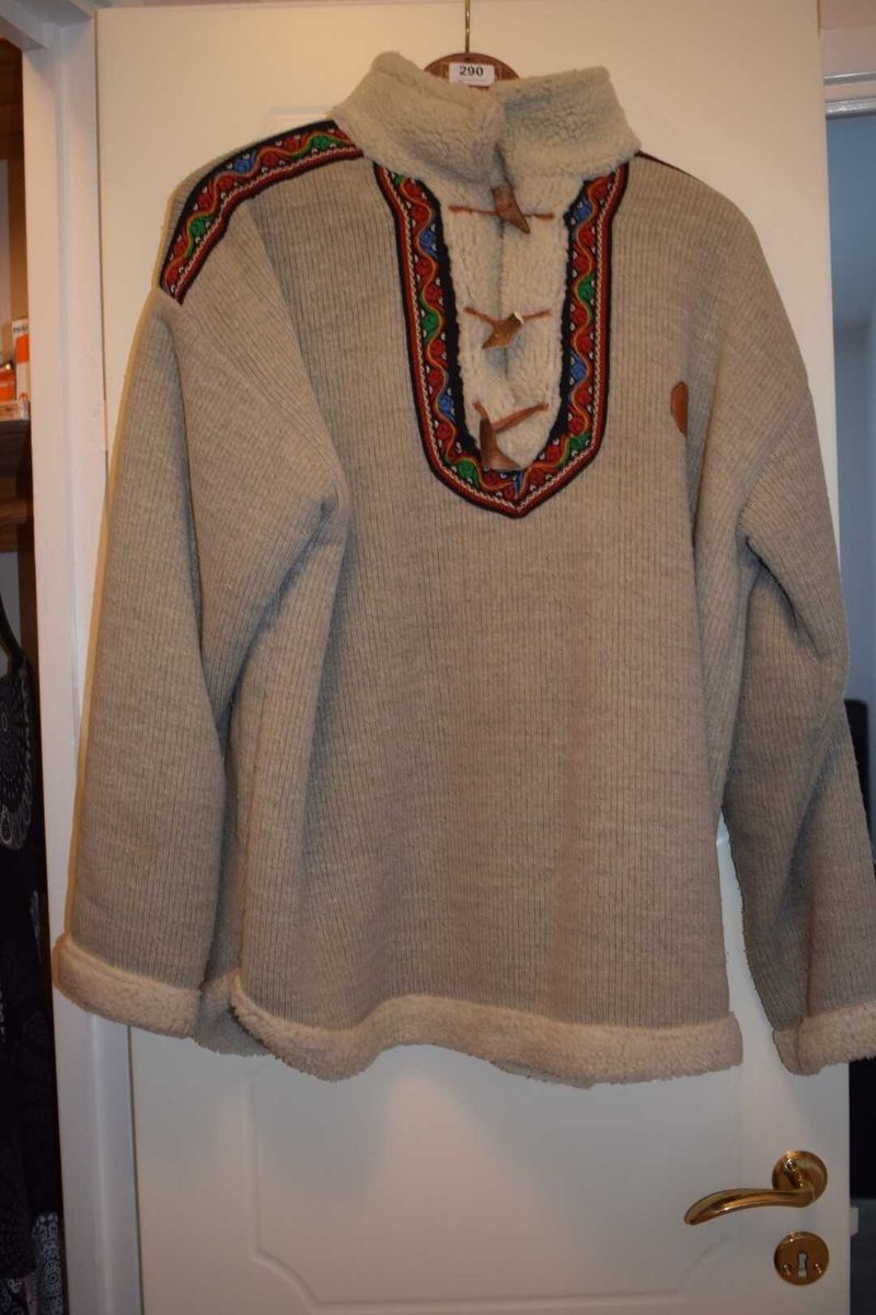 Lusekofta (22156) — Luleå Auktionsverk