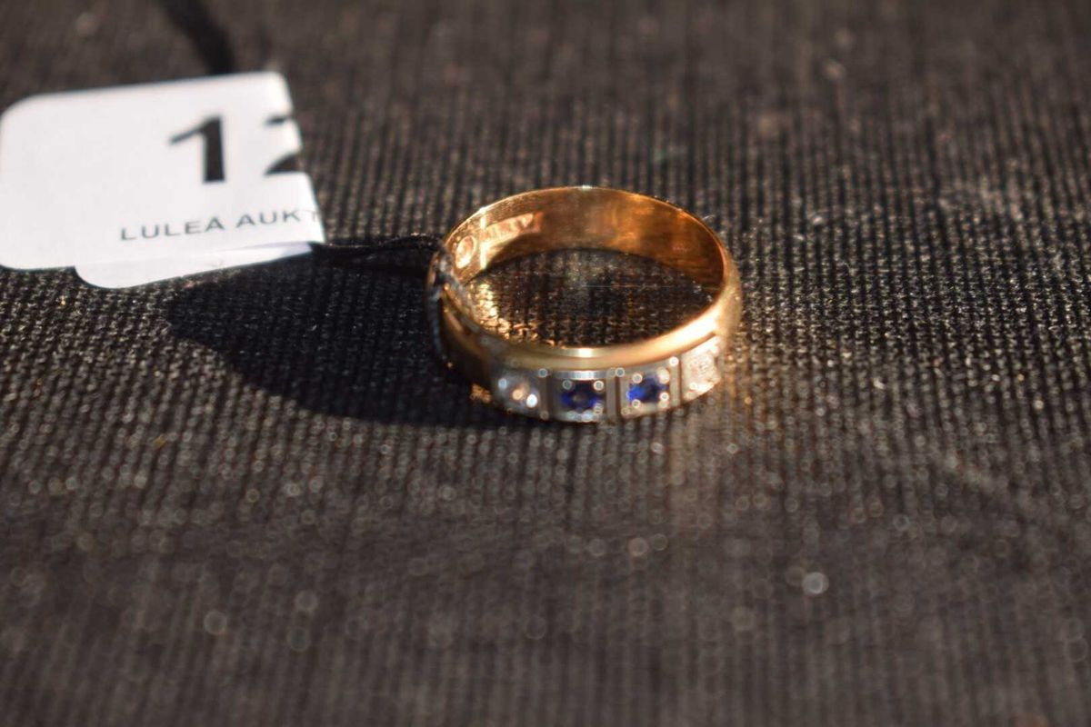 Ring 18 K guld infattning vitt guld 2 diamanter 2 safirer (22445 ...