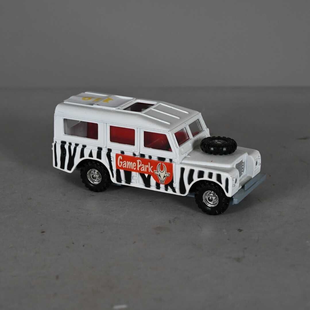 Leksaksbil Land Rover 109 WB Corgi (56862) — Luleå Auktionsverk