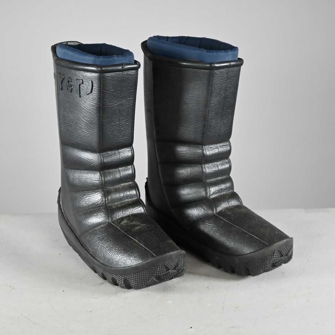 1 par vinterskor Yeti 45-46 (57547) — Luleå Auktionsverk