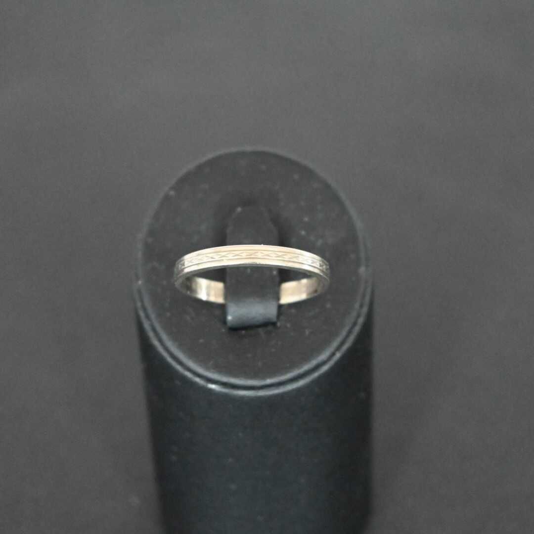 Ring vitt guld 18 K (59821) — Luleå Auktionsverk