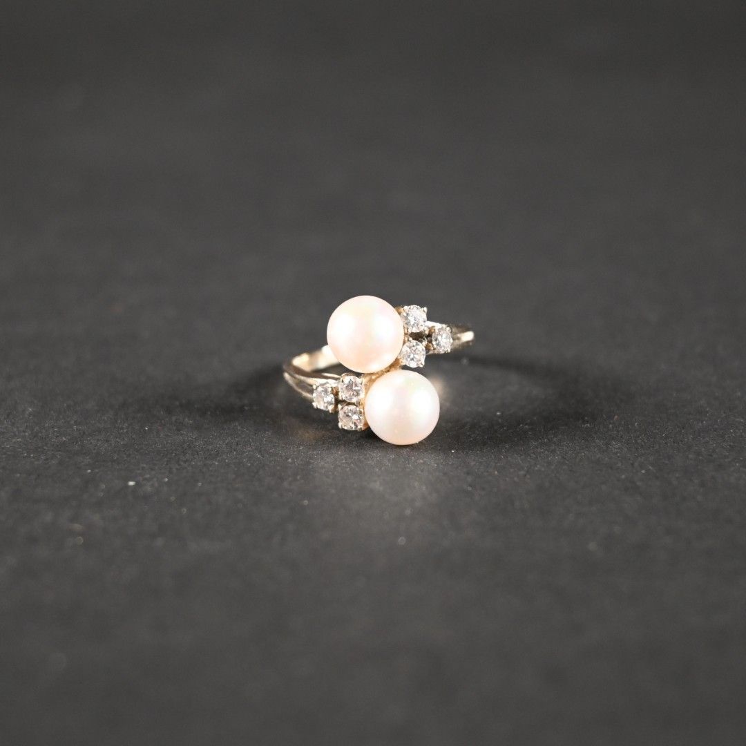 Ring vitt guld 18 K med 2 odlade pärlor 6 diamanter (60697) — Luleå ...