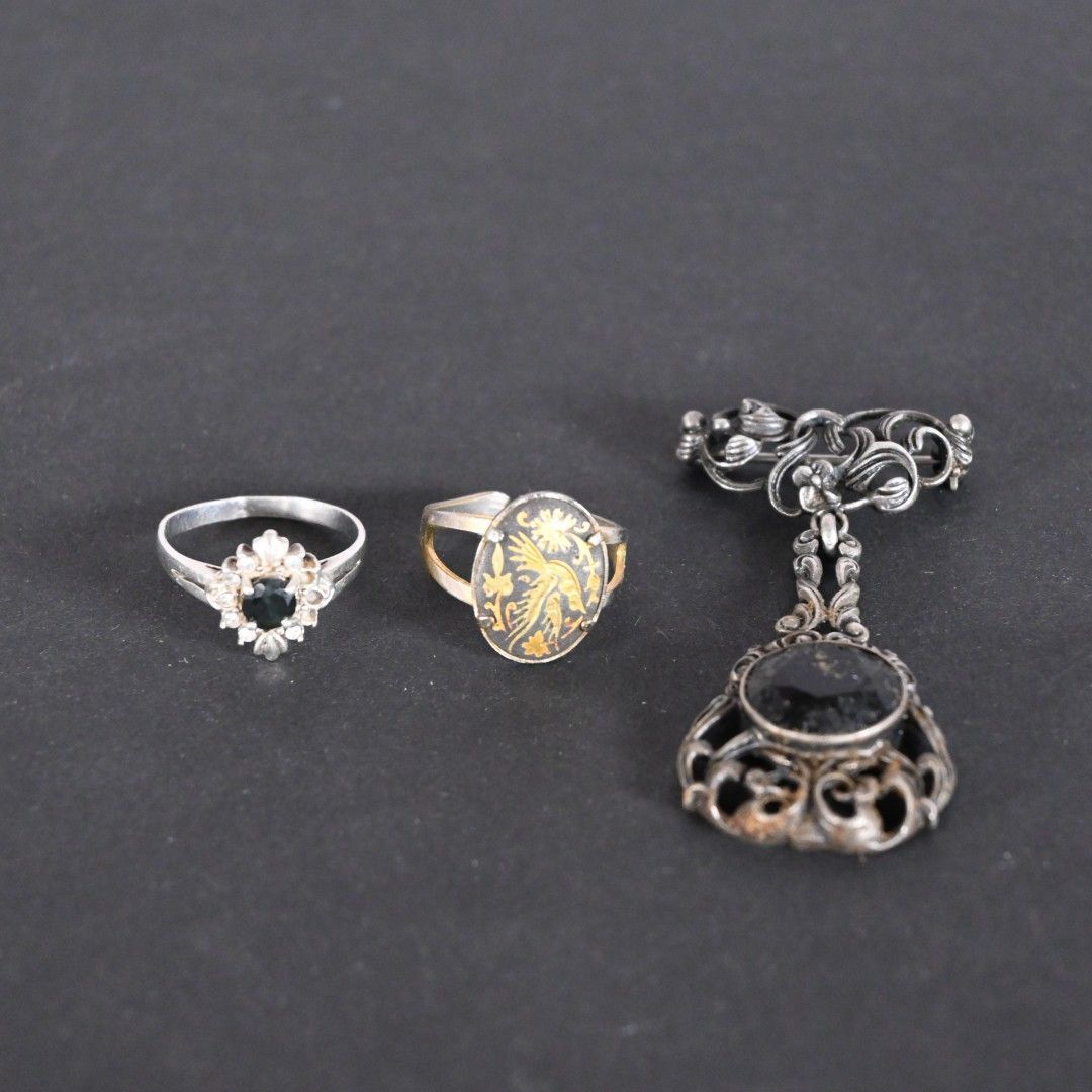 Silverbrosch silverring ring (65266) — Luleå Auktionsverk