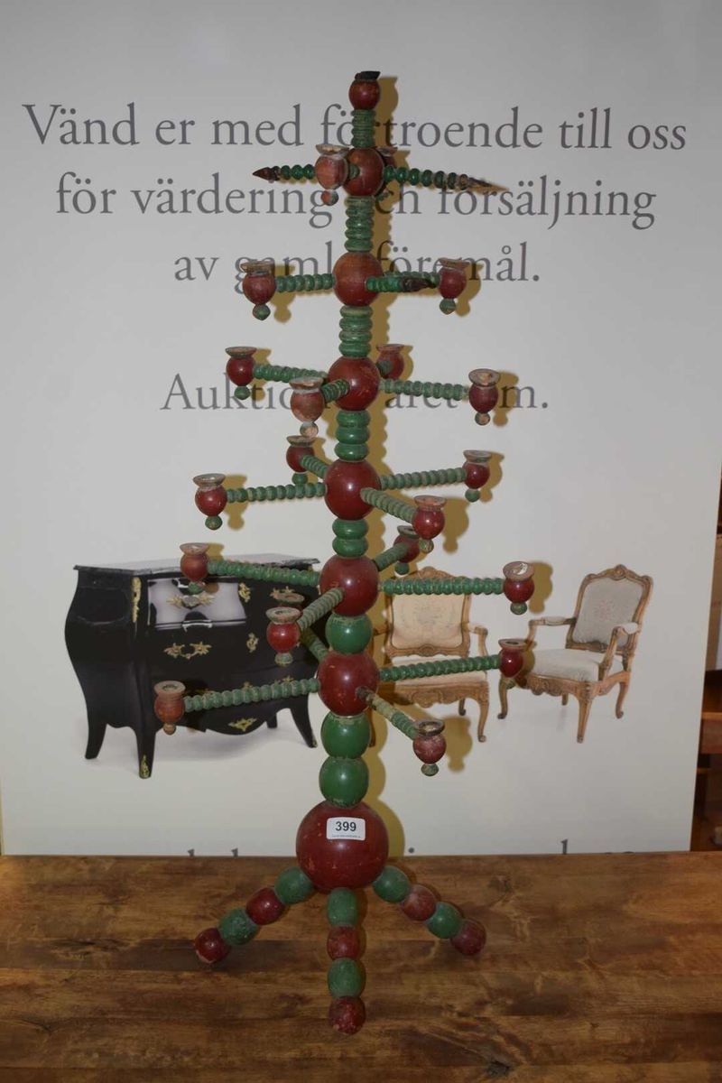 Gammal julljusstake (7082) — Luleå Auktionsverk