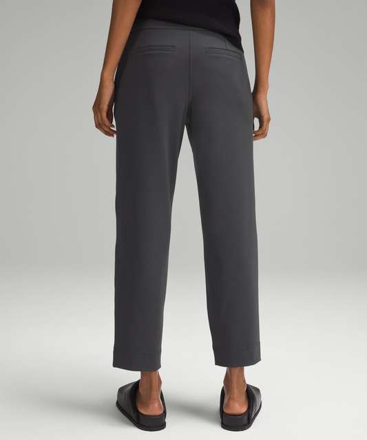 Lululemon Tapered-Leg Mid-Rise Pant 7/8 Length *Luxtreme Lululemon Tapered-Leg Mid-Rise Pant 7/8 Length *Luxtreme