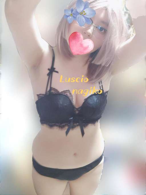 凪子 - 出品者のプロフィール｜Luscio ラシオ