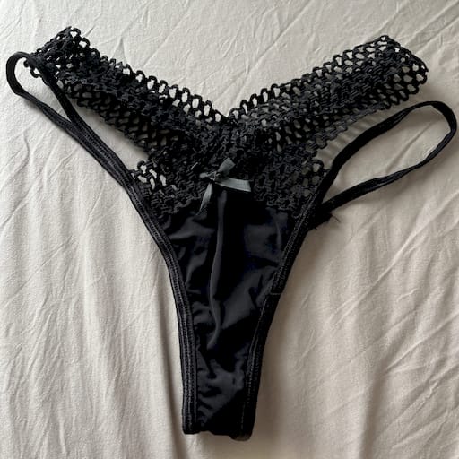 黒のセクシーTバック🖤 - Luscio ラシオ