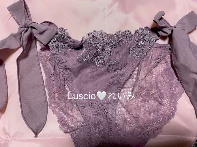 れいみ - 出品者のプロフィール｜Luscio ラシオ