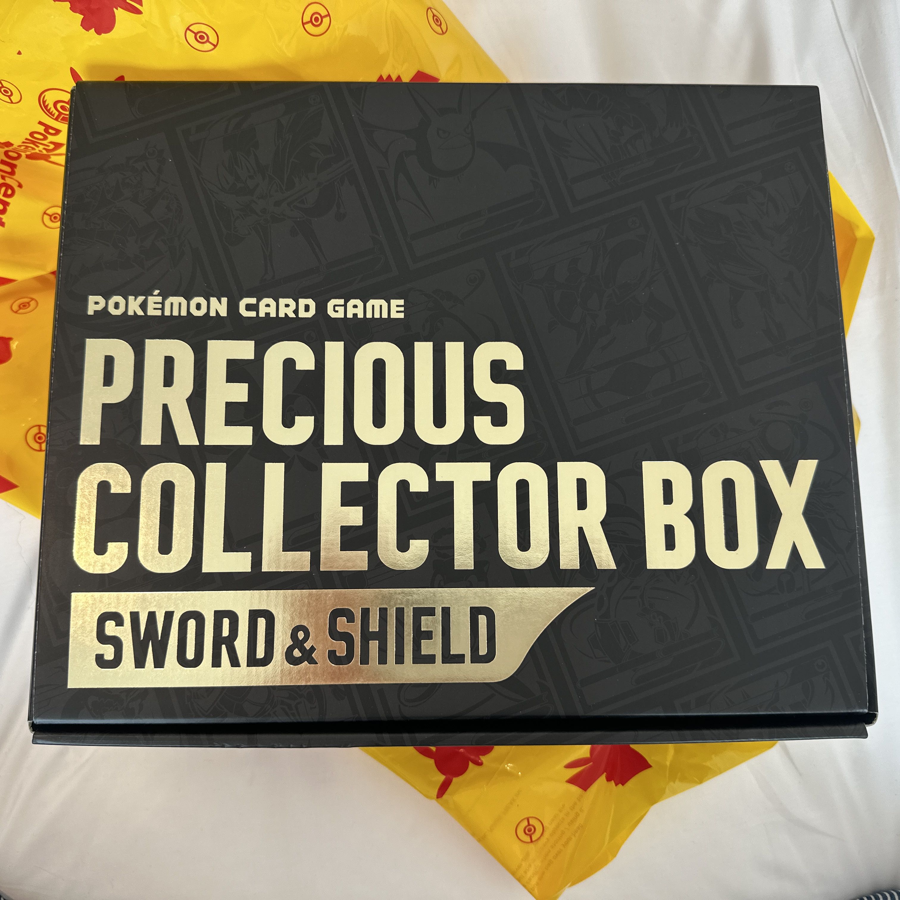 Pokémon Center Singapore] Precious Collector Box (Used) （1622011845 ...