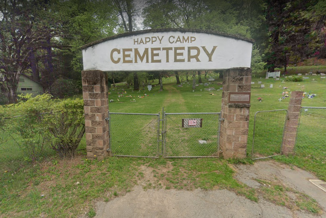 Happy Camp Cemetery
