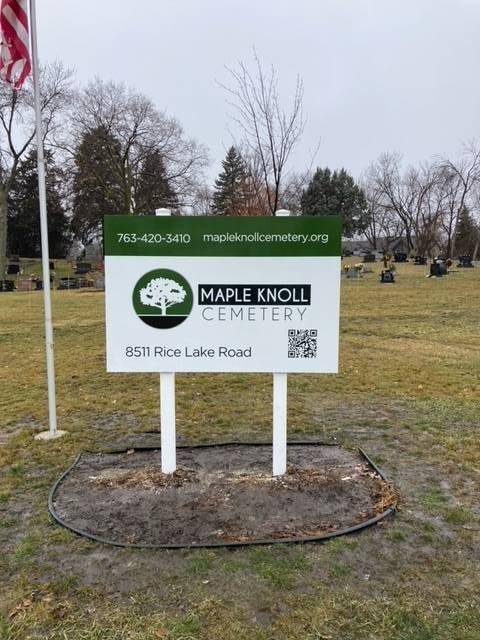 Maple Knoll Cemetery
