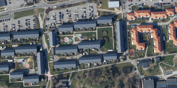 Charlotteager 68, st. mf, 2640 Hedehusene – Se vigtig info