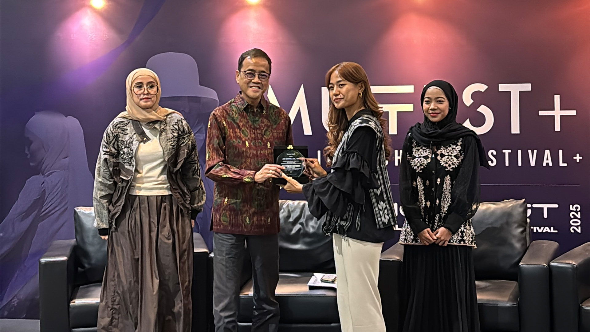 Master Bagasi Mendorong Modest Fashion Indonesia ke Panggung Dunia