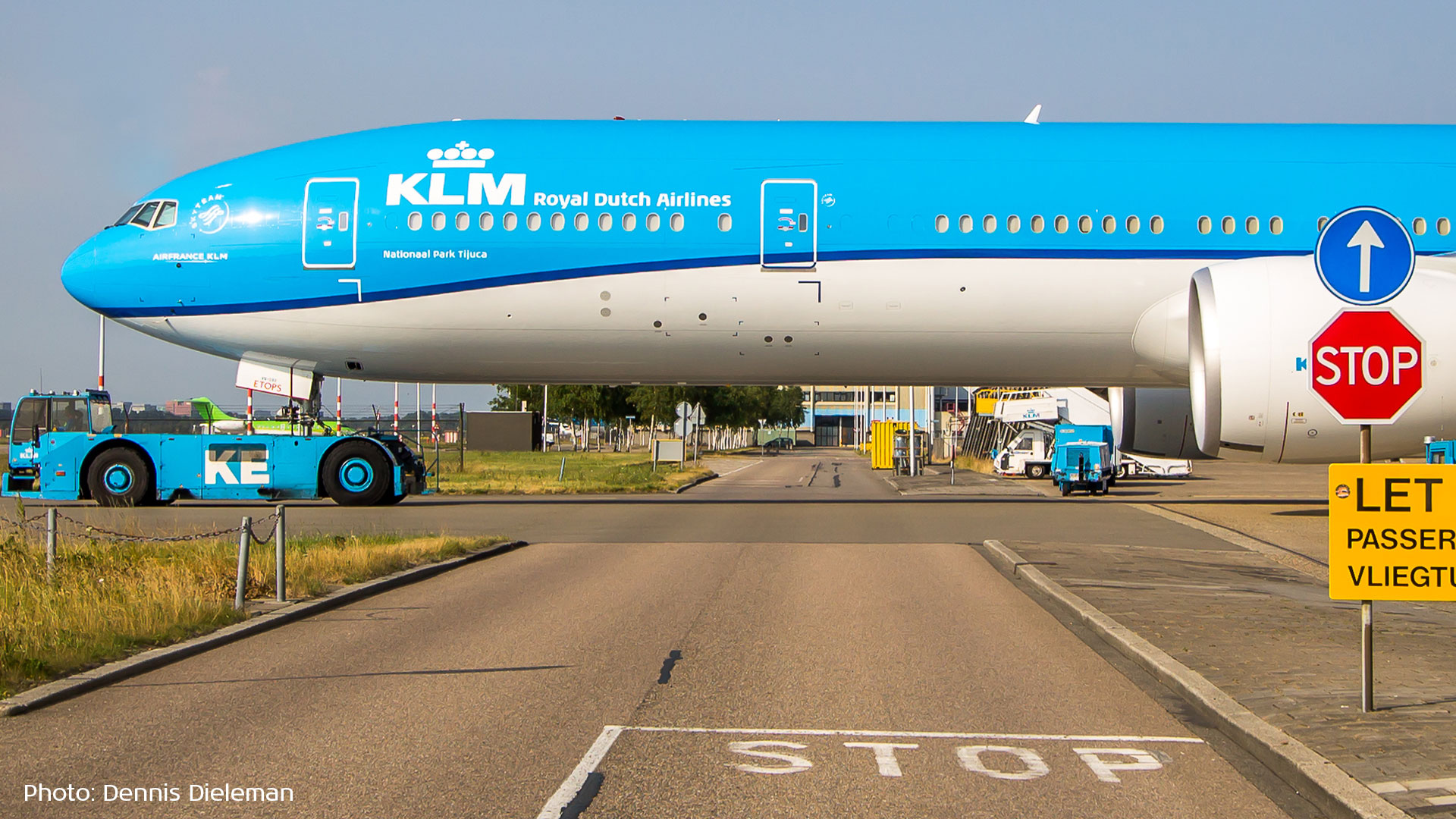 Wat betekenen de borden op het platform?