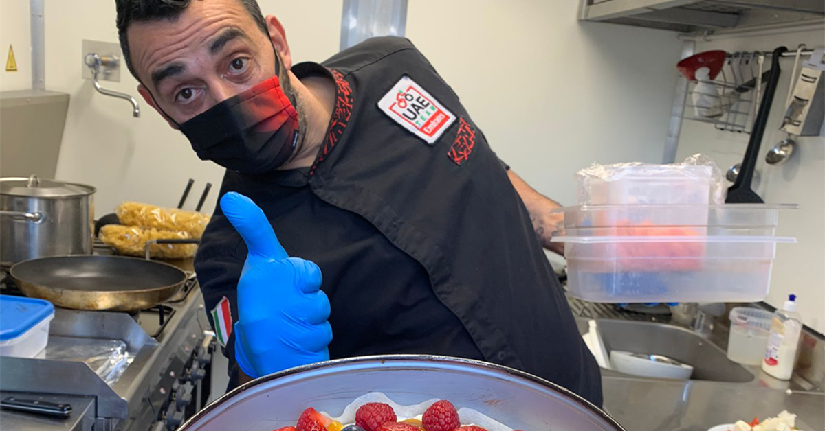 Chef Romano ci spiega la vita del cuoco nei "giorni rosa" - bici.PRO