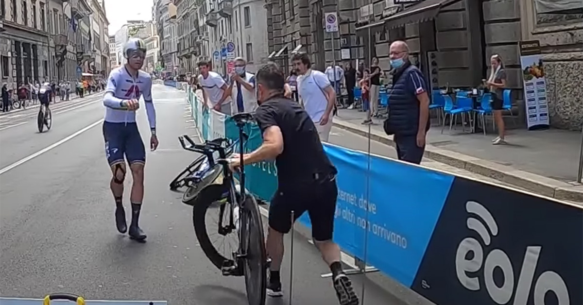 Ganna, la ruota bucata e il cambio bici da record - bici.PRO