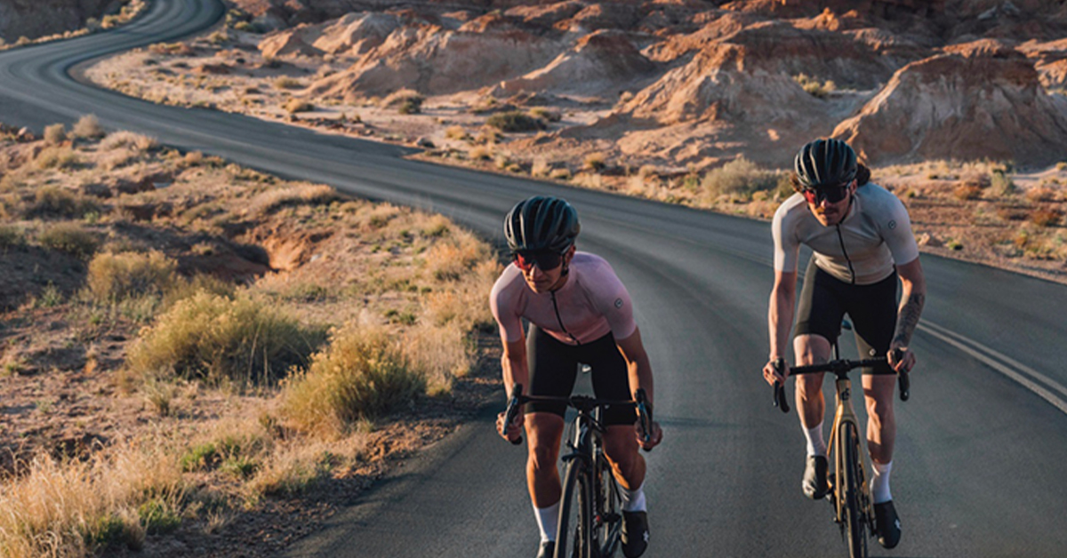 Assos Mille GT Interstellar Collection, design lunare - bici.PRO