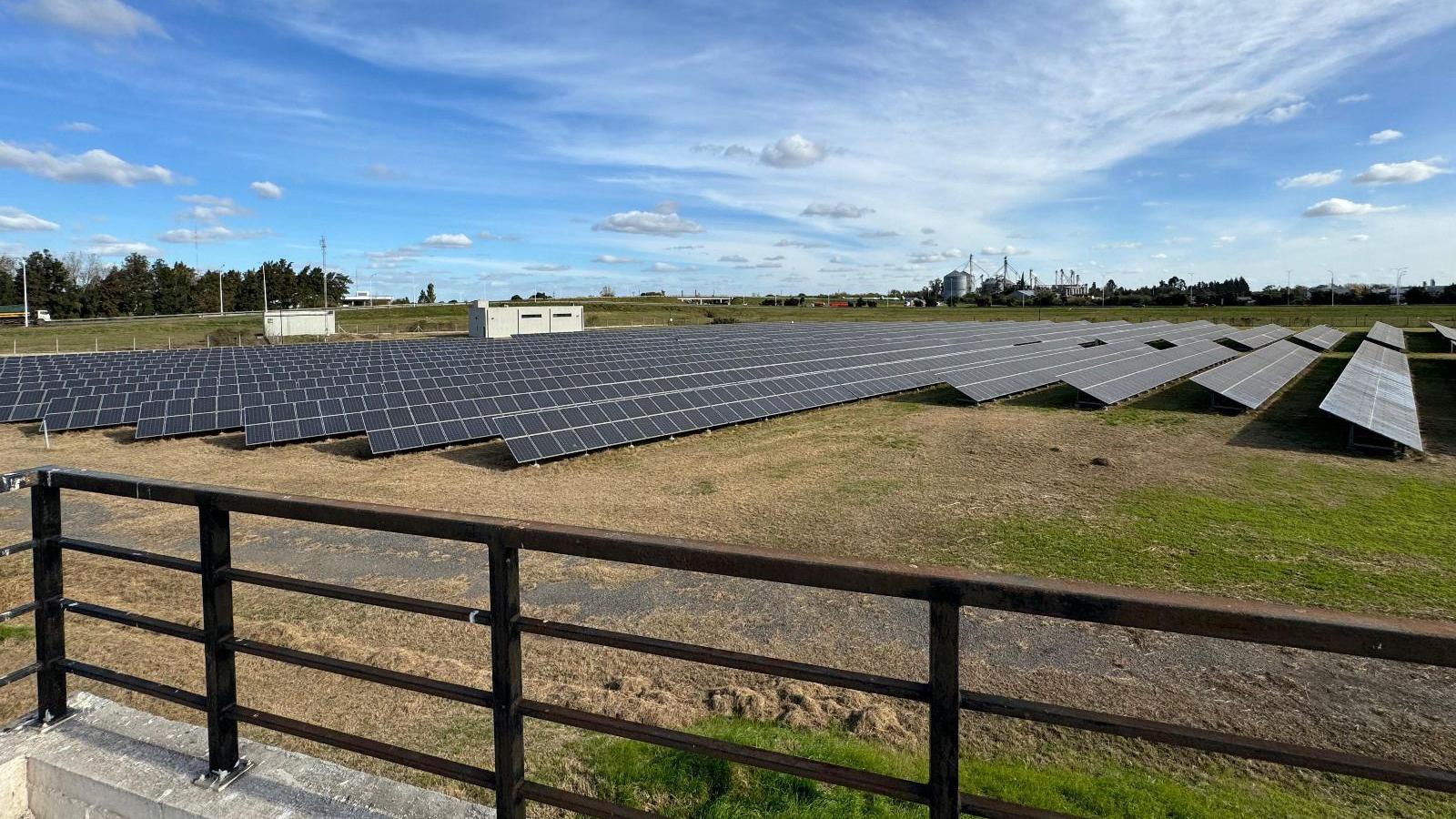 Santa Fe recuperó el parque solar de San Lorenzo y construirán otros cuatro