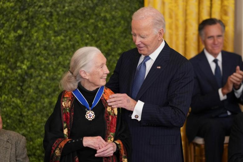 Jane Goodall, con Medalla Presidencial por la Libertad