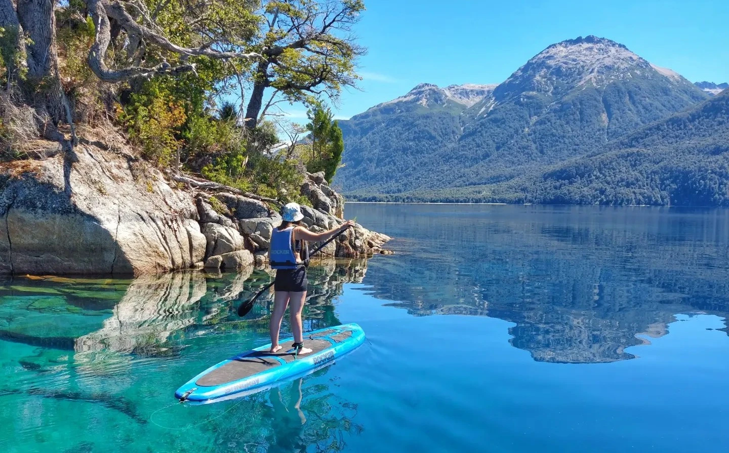 The turquoise lake in Argentina that captivates all tourists - Noticias ...