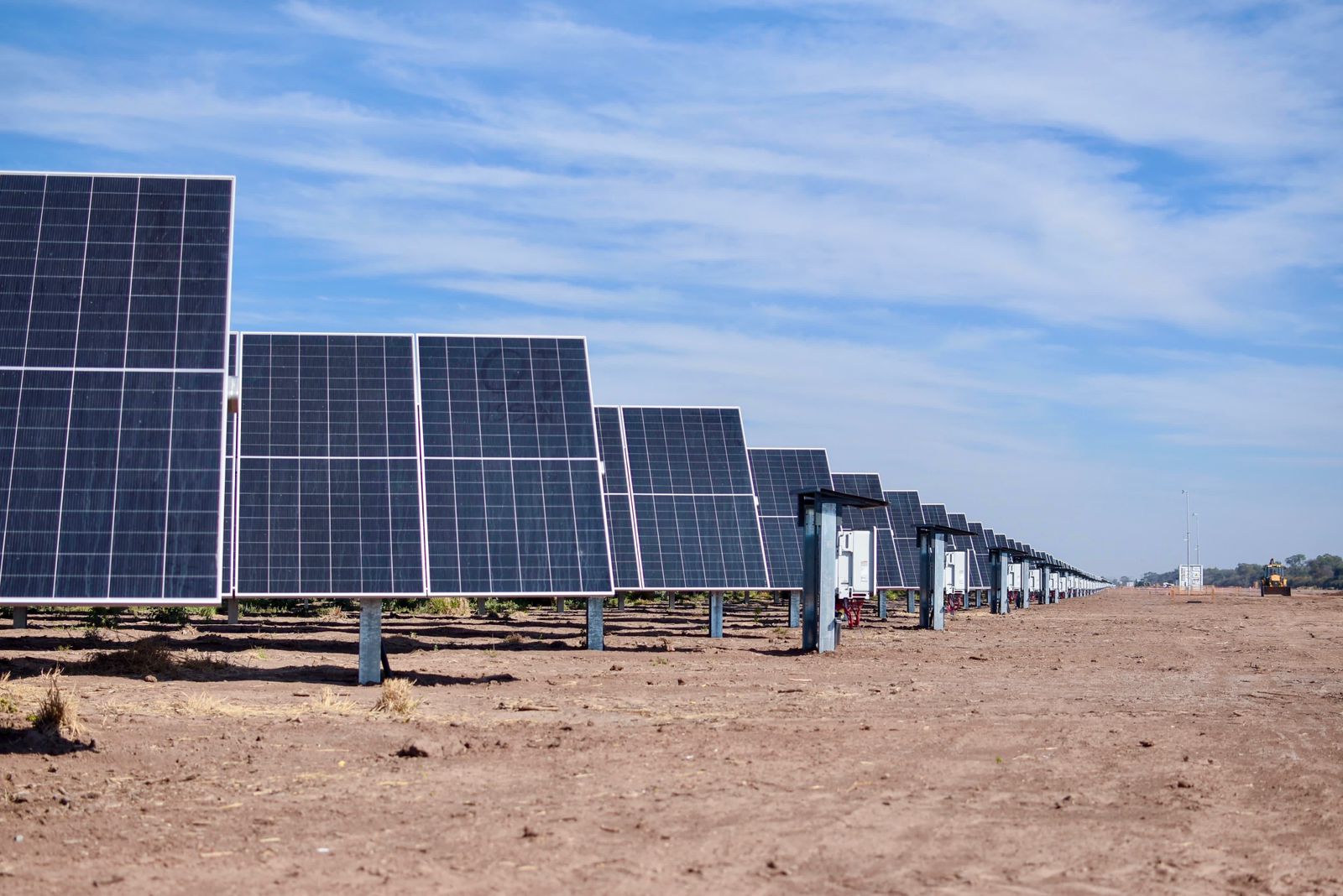 Chaco lanza créditos para la compra de paneles solares en industrias