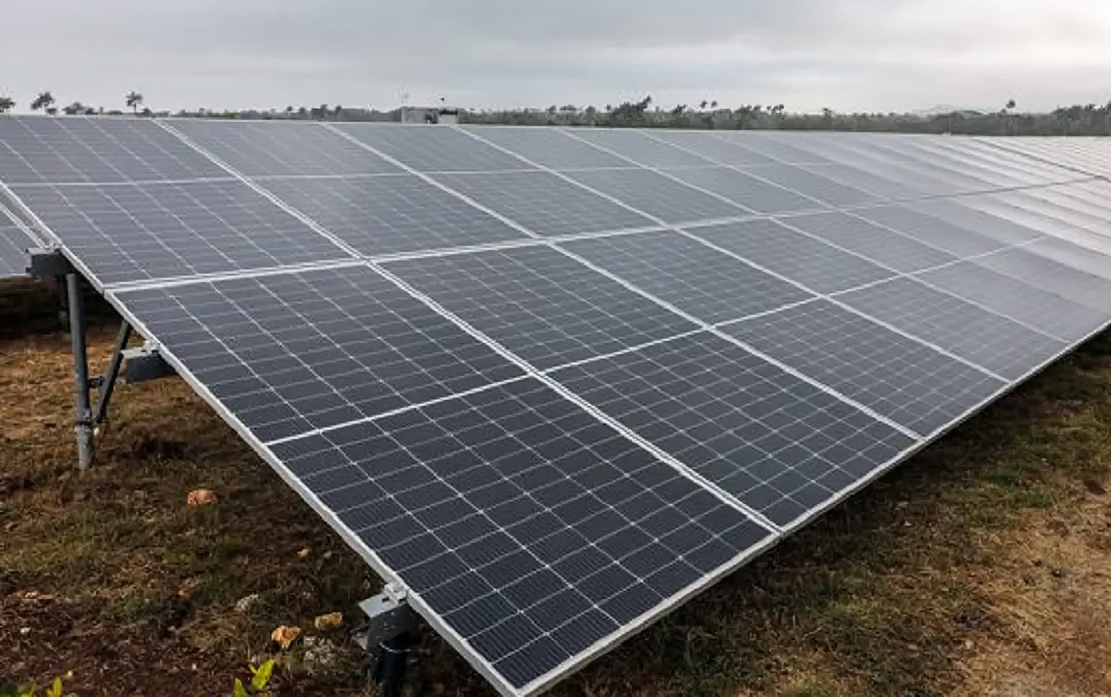 They put the first solar park into operation in Cuba to address the ...