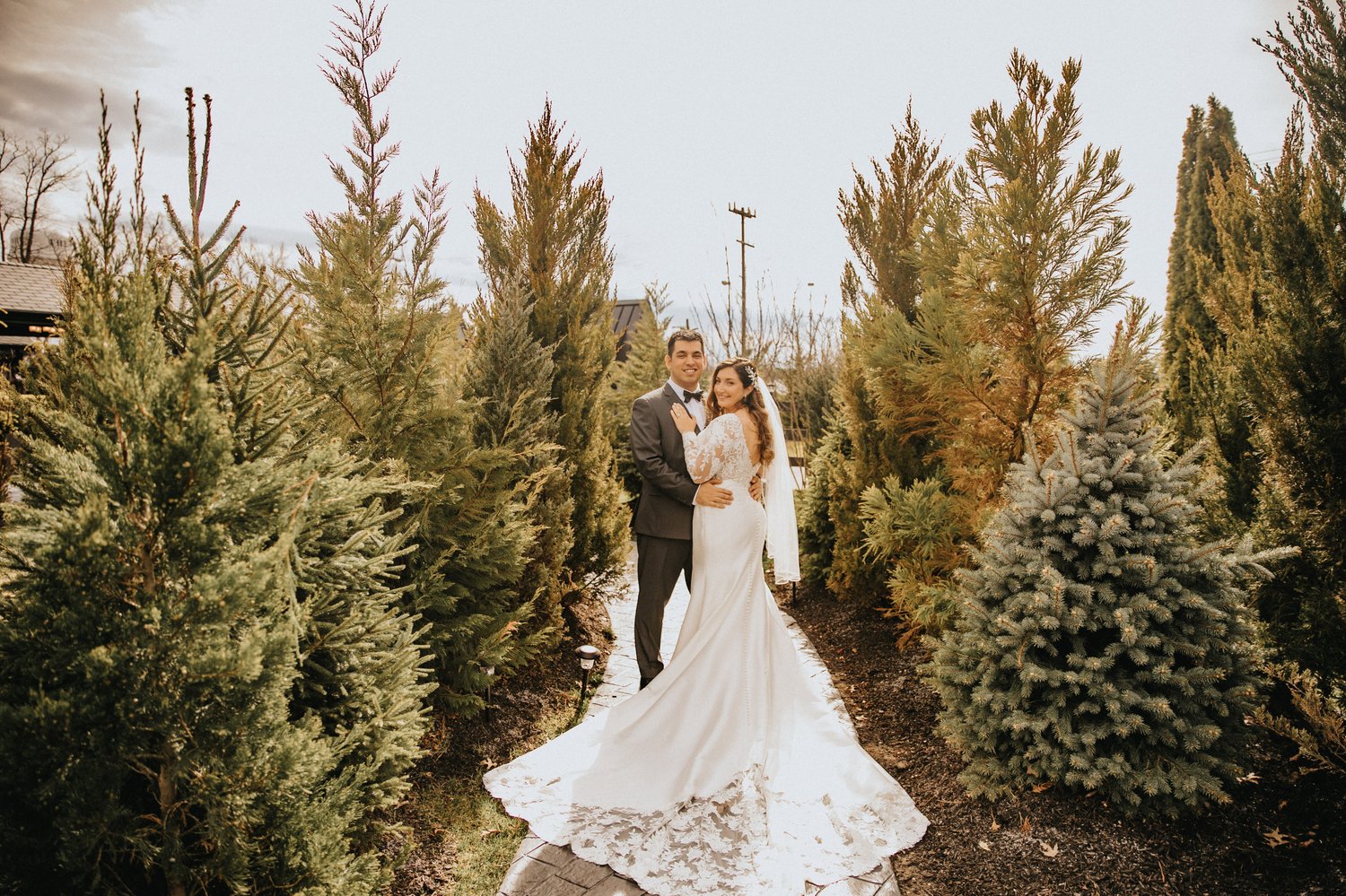 Timeless Moments at Park Loft: Lauren & Danny’s Romantic Wedding - Red ...