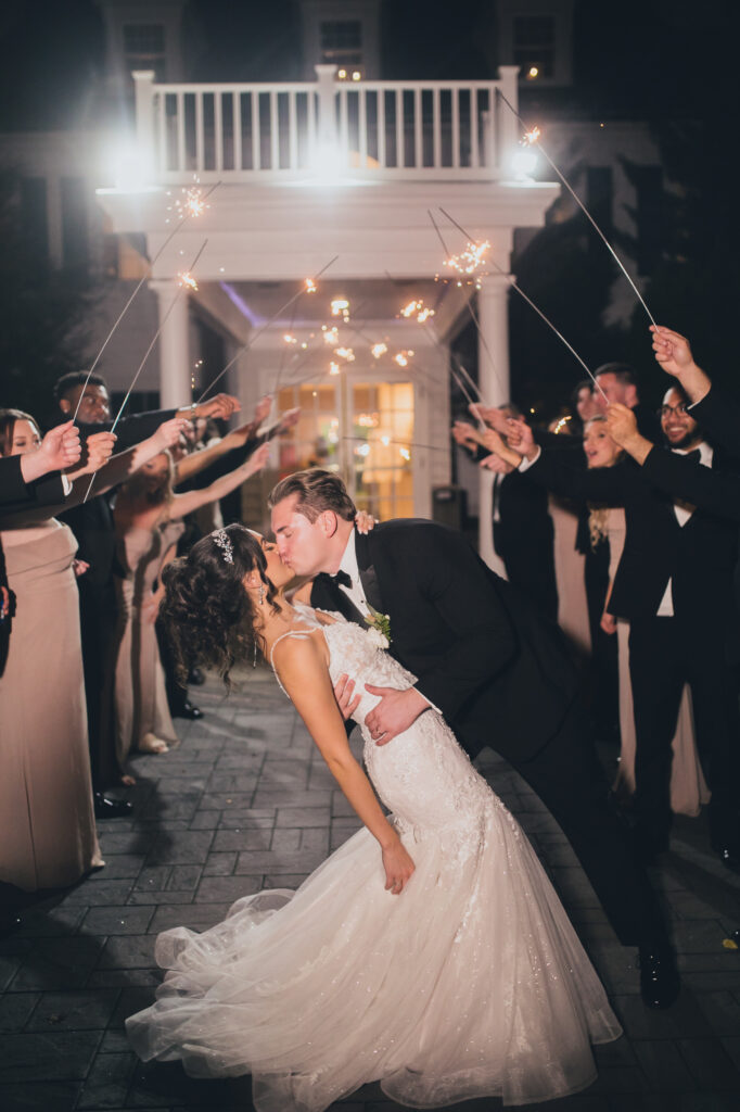 15 Fun Wedding Send-Off Ideas for a Memorable Exit - Red Bank Studio