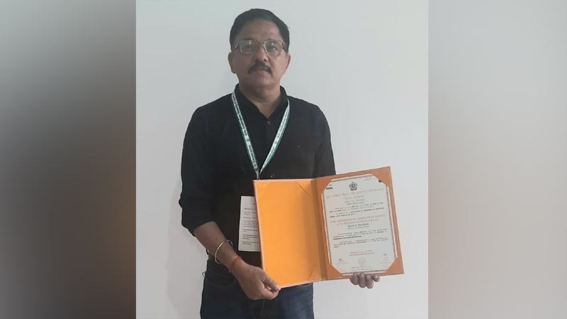 वरिष्ठ पत्रकार विमल मोहन को मिली डॉक्टरेट की उपाधि, धनराज पिल्लै ने ...