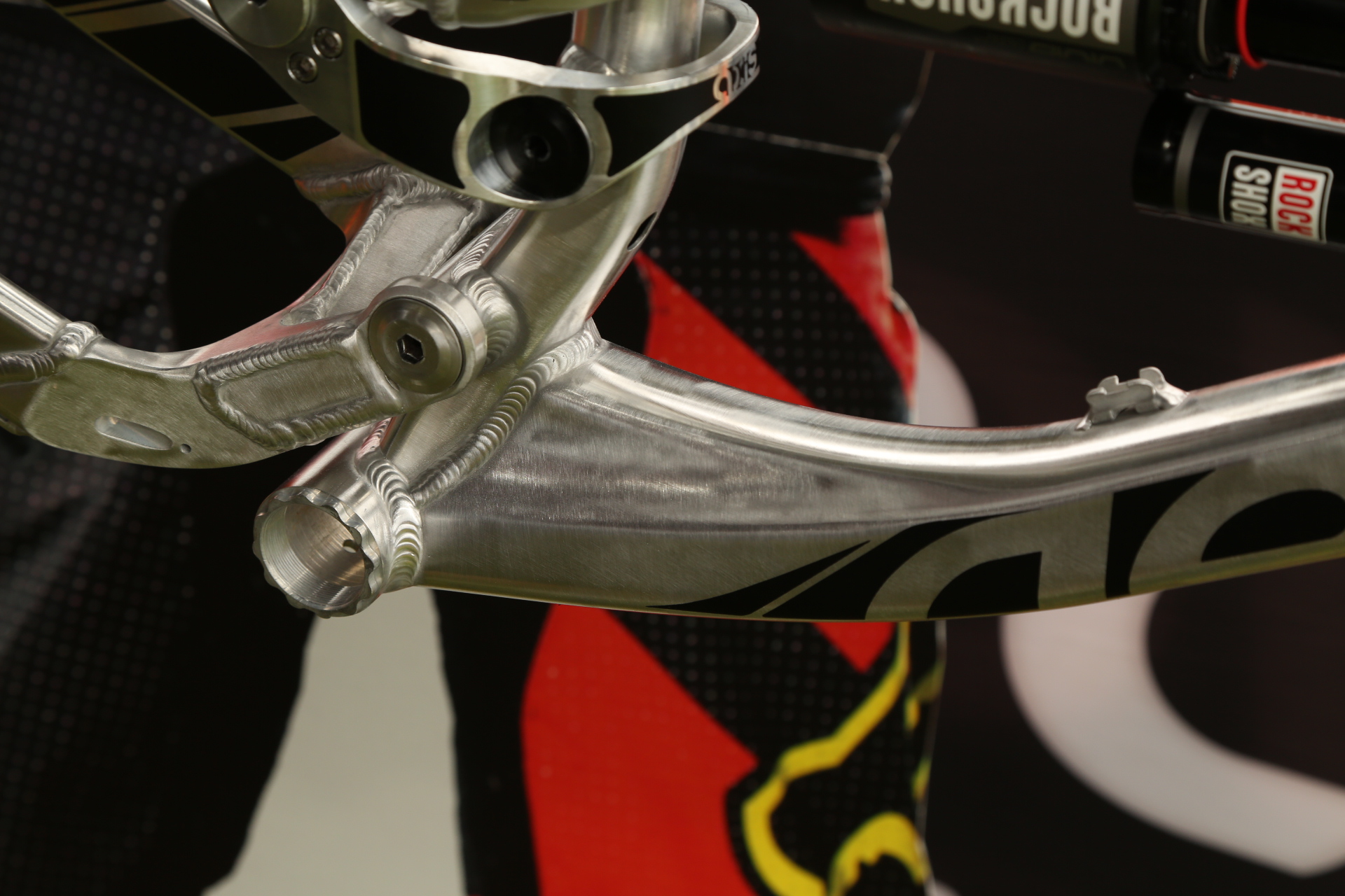 bottom-bracket-detail