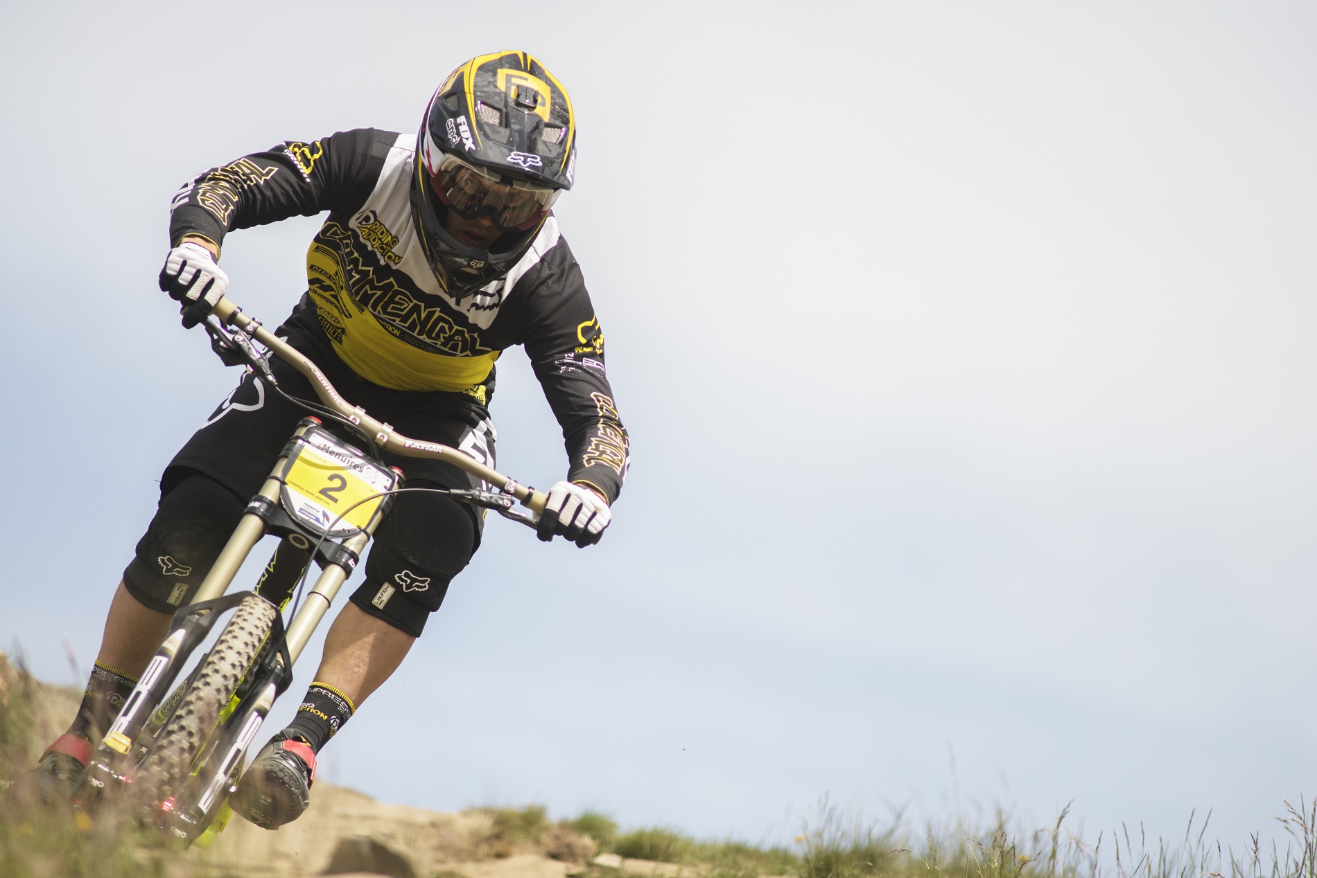 2015 – Commencal Supreme DH Comp and Supreme Park Bikes Announced