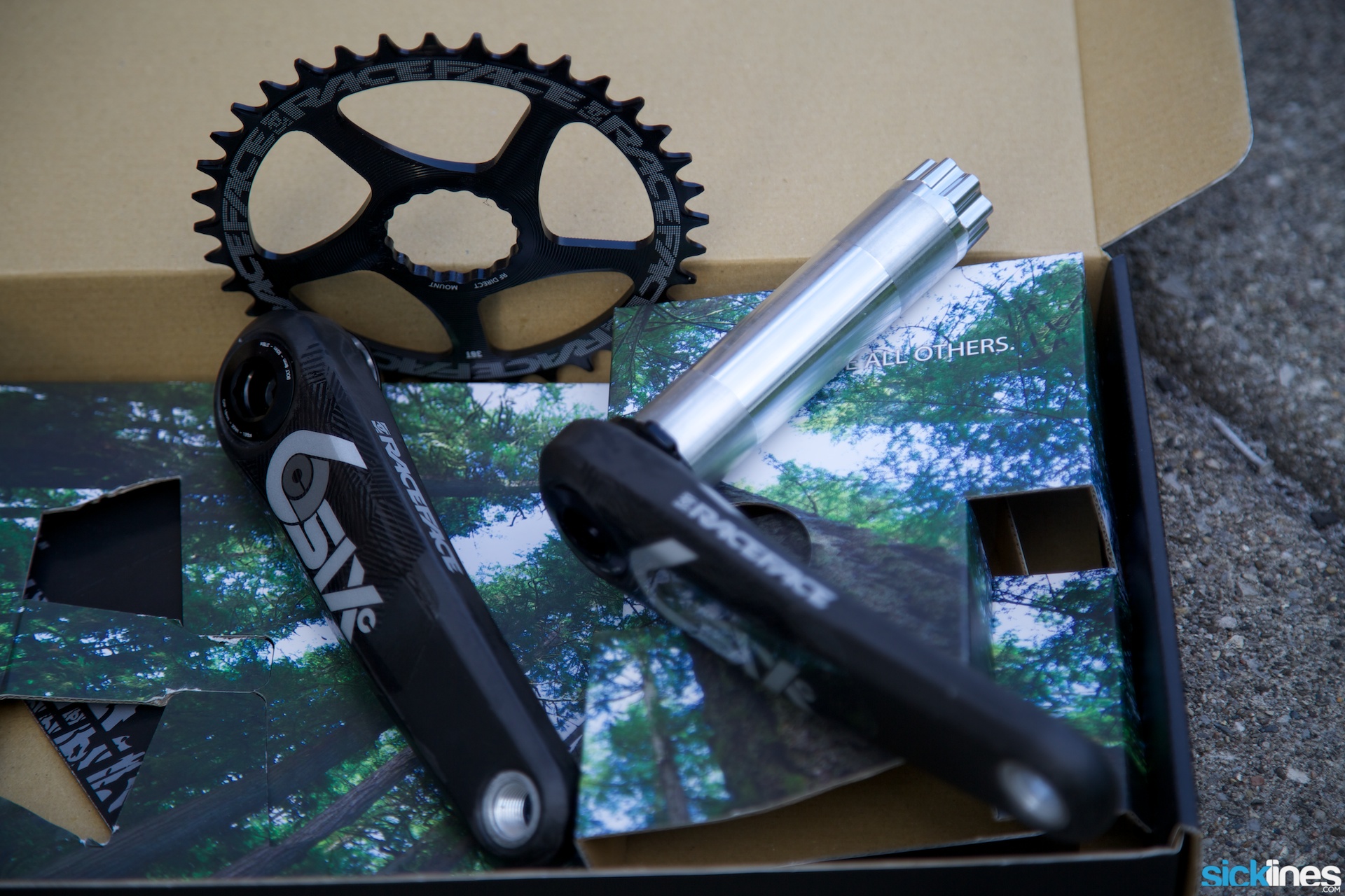 2015 Race Face SixC Crankset and SixC Handlebars