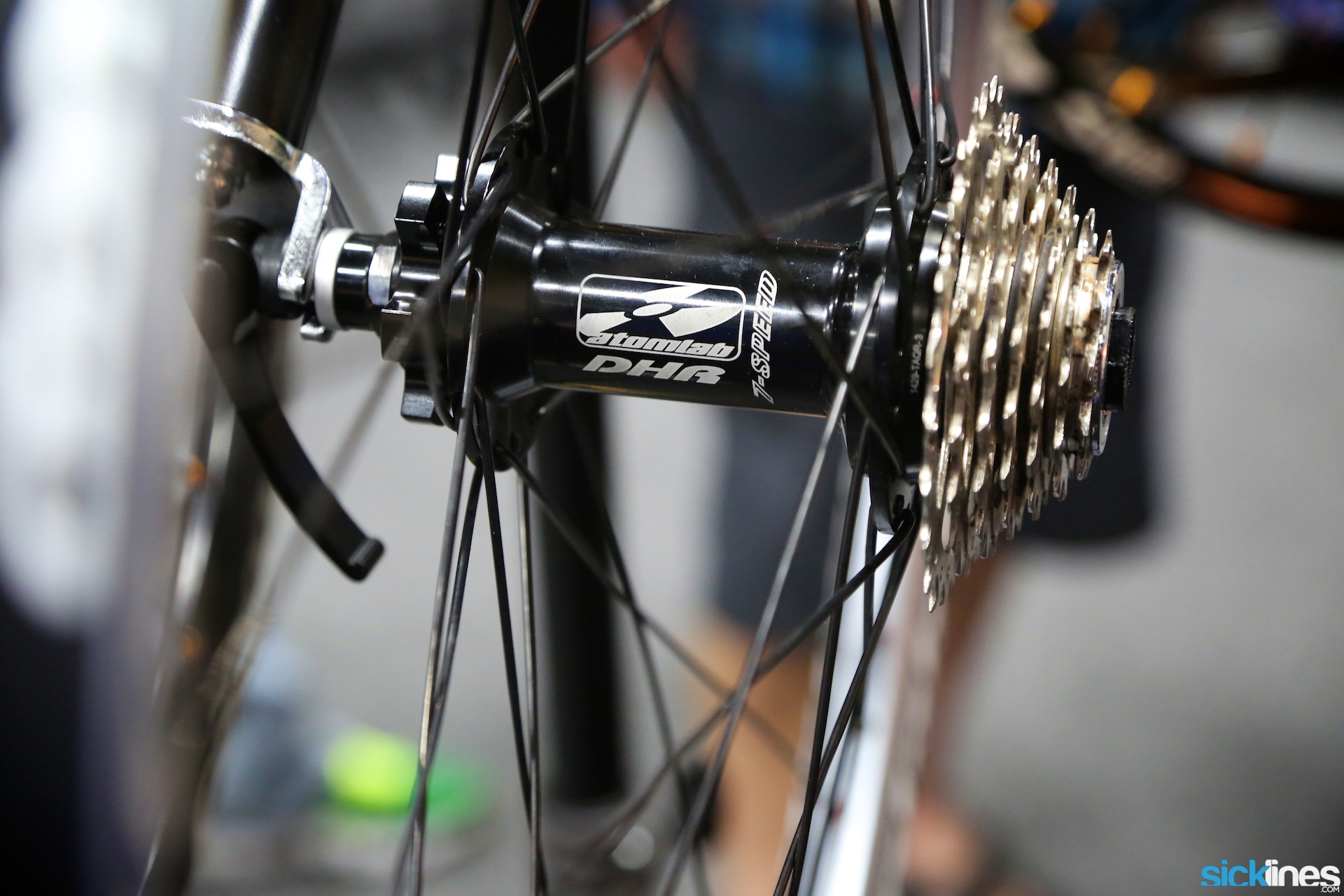 atomlab-dhr-rearhub-custom-7speed